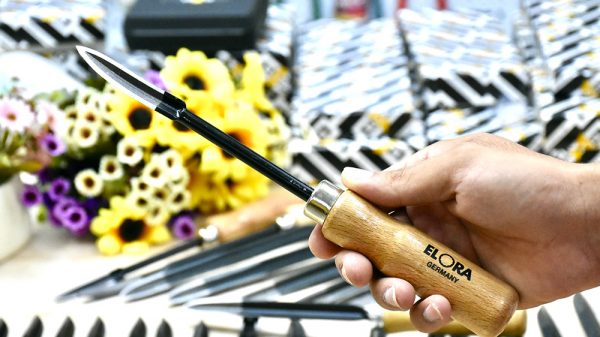 Bearing scraper ELORA 273 or hollow ground scraper