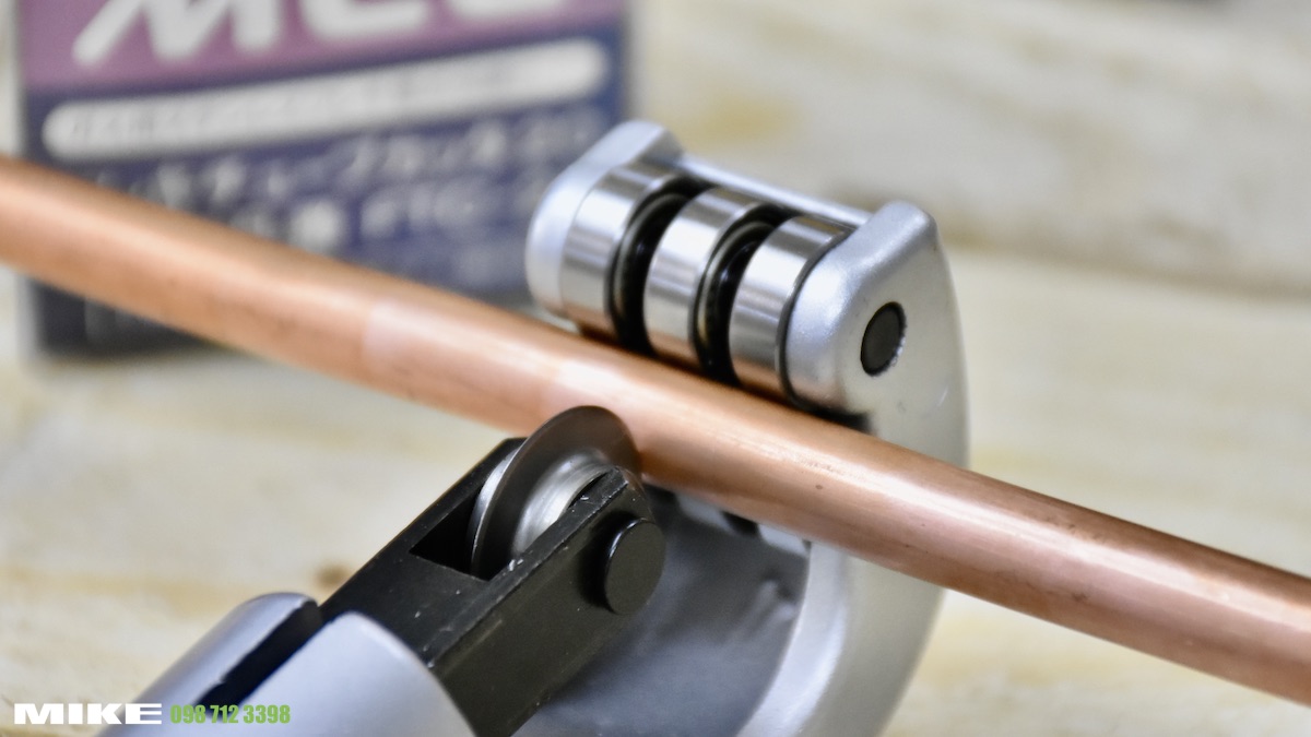 Pipe Cutters, plastic tube, inox tube, zinc tube, MCC Japan.