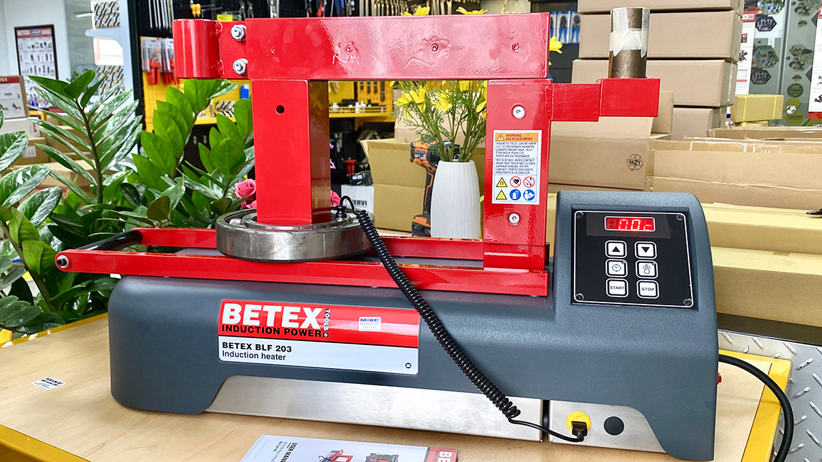 Induction heater BETEX BLF 203, 230V, 3,7kVA, including 2 yokes-CE